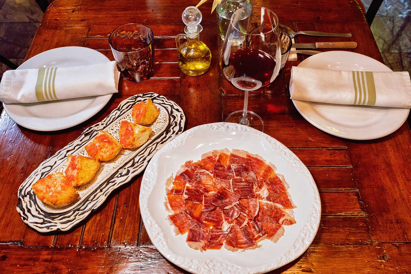 Gaudir Taverna Gastronómica: cocina española gourmet para el día a día