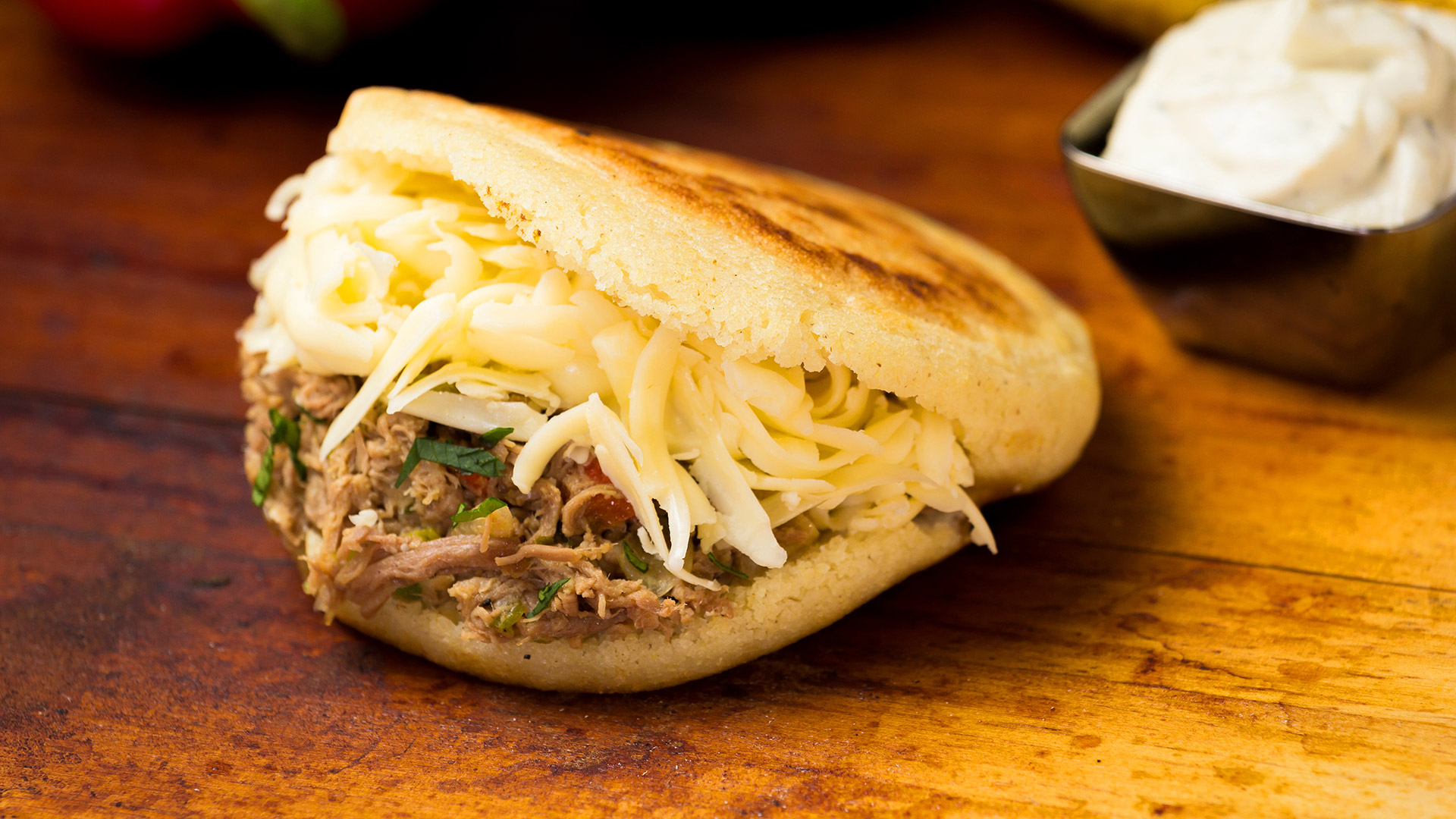 De dónde son las arepas: el debate que divide al mundo